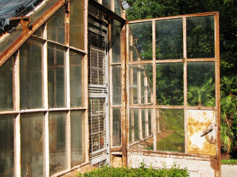 Old Greenhouse Picture. Image: 3162254