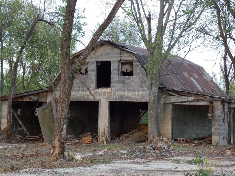 Old Grey Barn stock image. Image of grey, farm, memories - 114898313