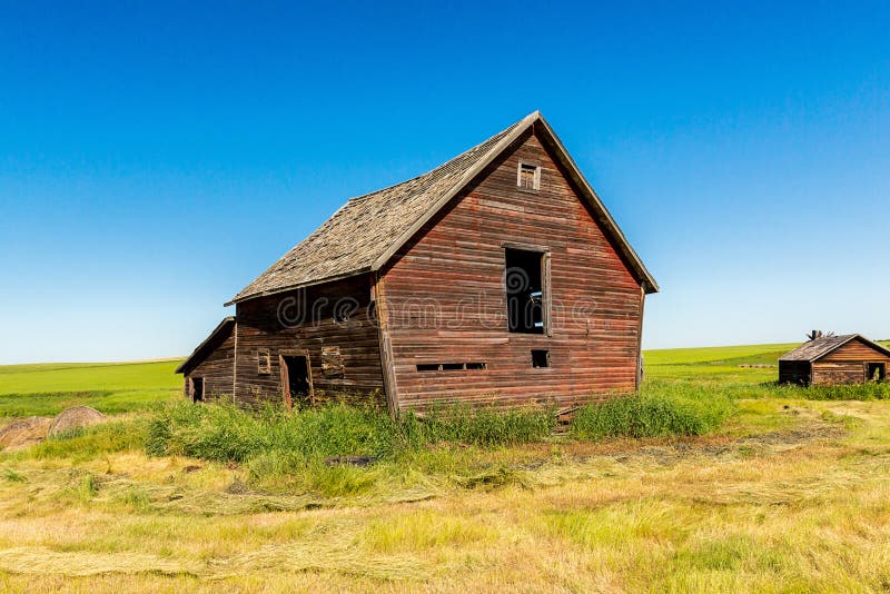 Haunted Farm House stock image. Image of overgrown, sinister - 123809