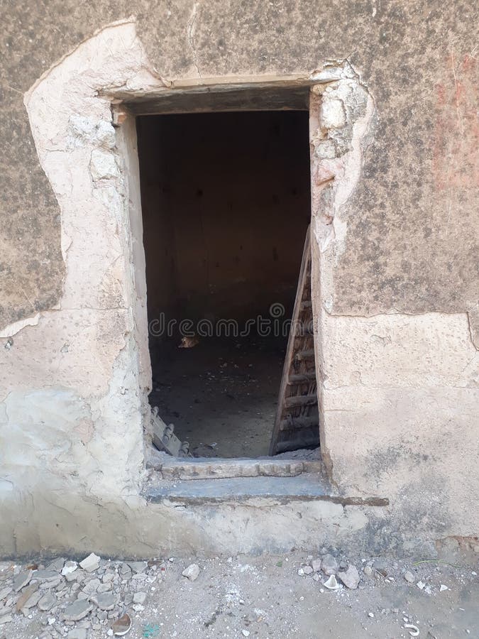 An old haweli main door stock photo. Image of carved - 191214414