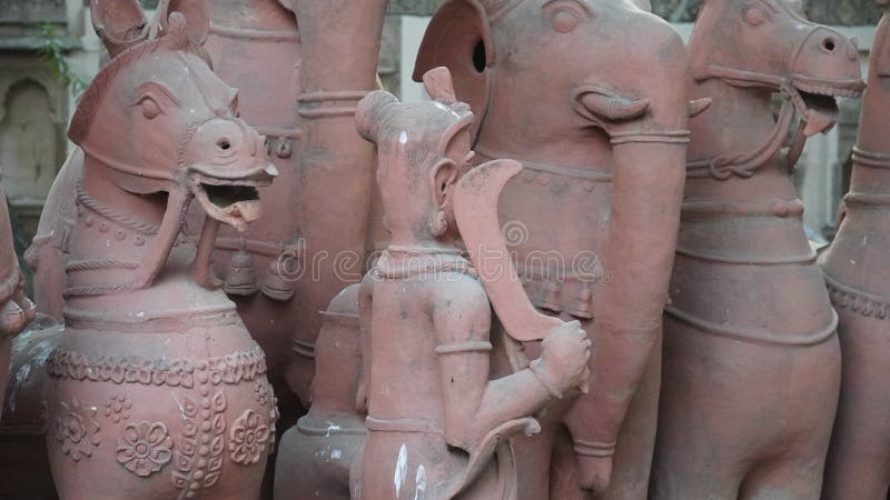 Old Historical Statue of Animals Editorial Photo - Image of damage ...
