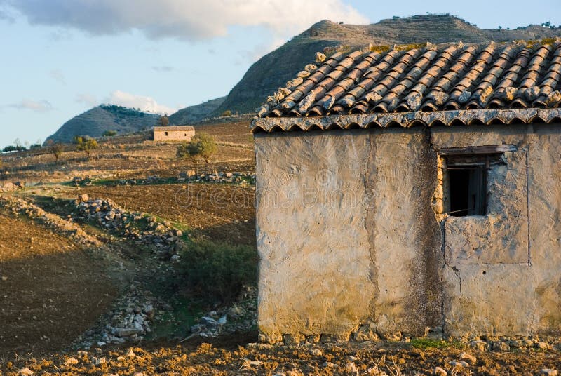 Old homestead stock image. Image of home, cultivated, farmhouse - 7522051