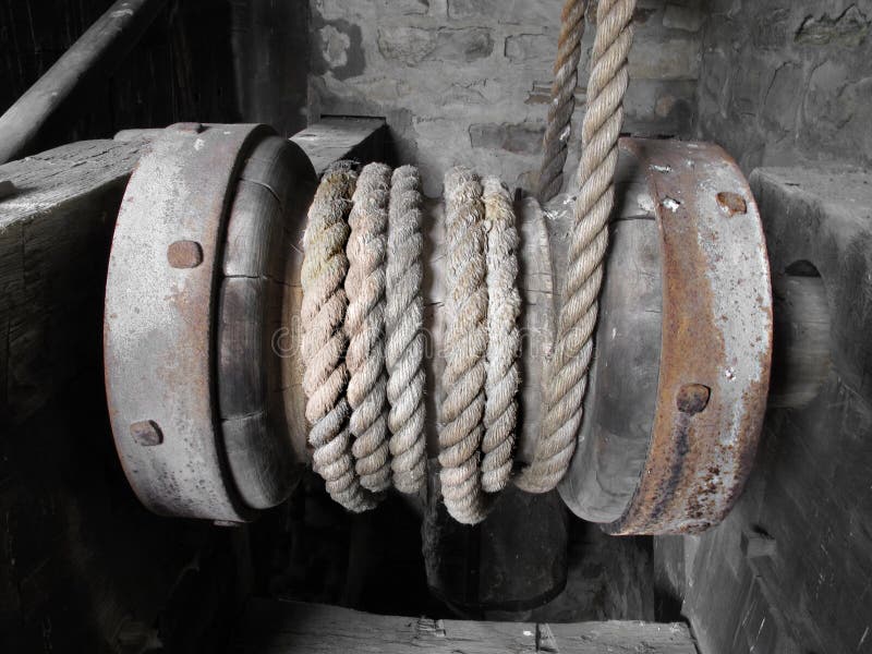 Old Horizontal Wooden Windlass. Stock Image - Image of pulley, retro ...