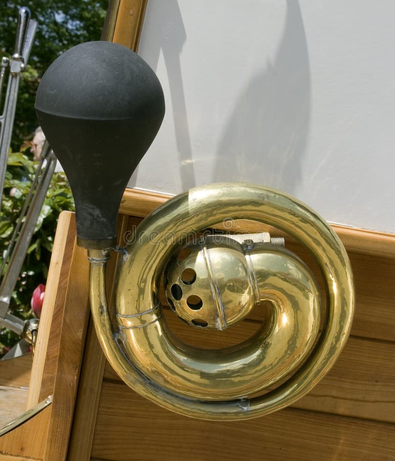Old horn, Vintage brass horn at an old timer