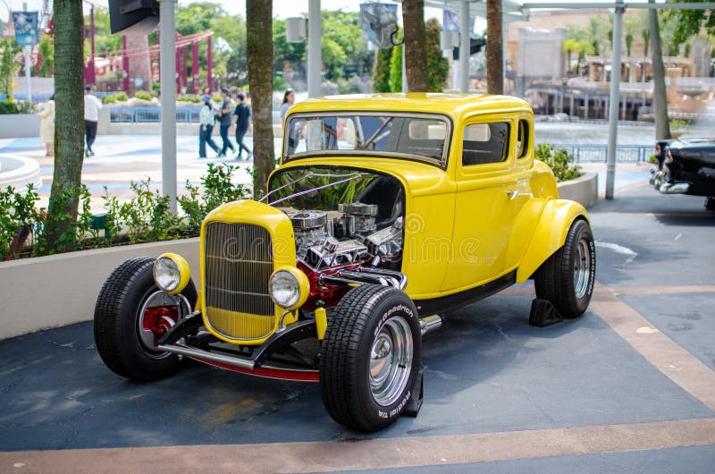 Old Hot Road Car in Universal Studia Singapore Editorial Photo - Image ...