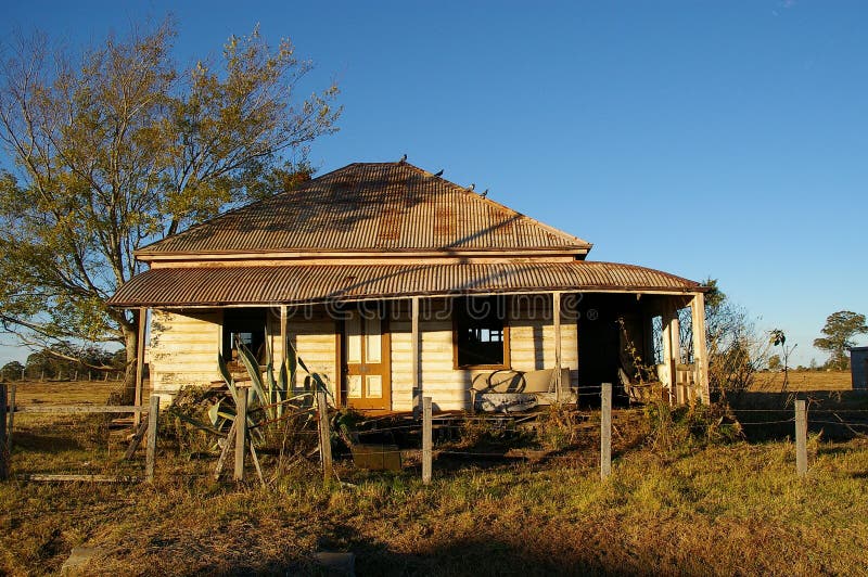 2,879,547 Old House Stock Photos - Free & Royalty-Free Stock Photos ...