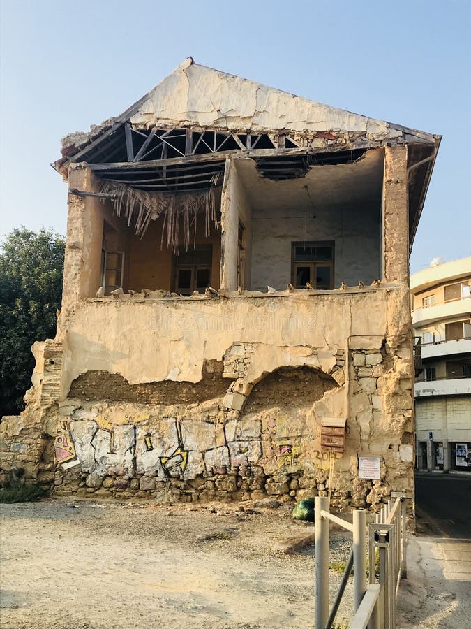 Old house stock image. Image of house, memories, abandoned - 151334149