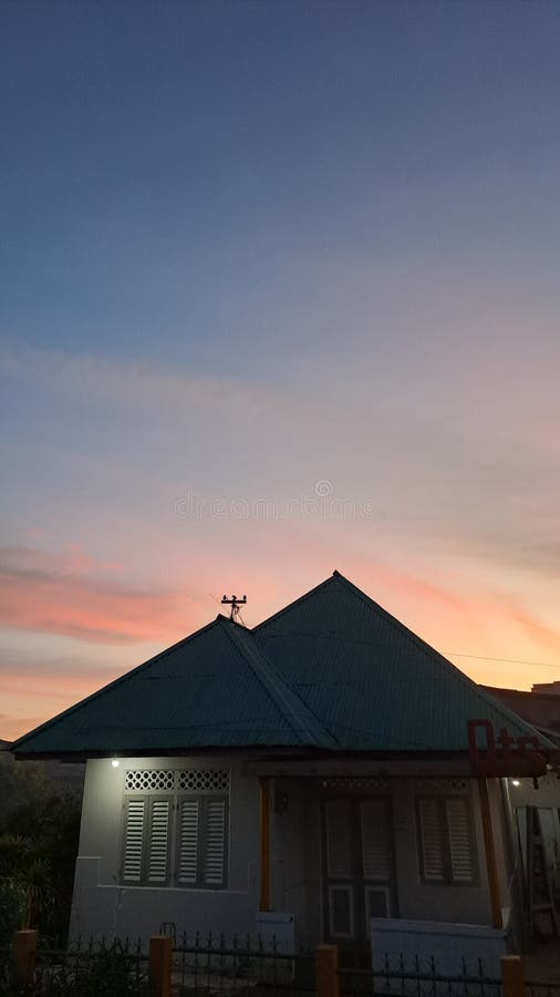 Old House Againts the Sunset Stock Photo - Image of orange, againts ...