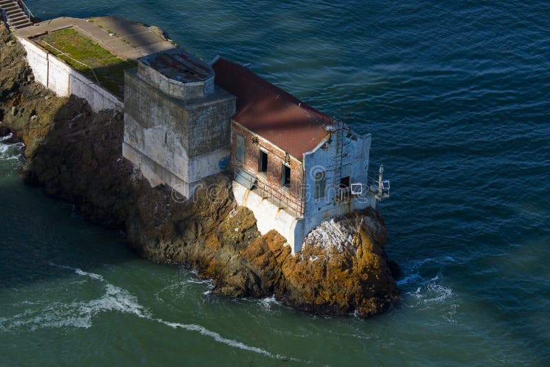 Old house at Golden Gate, Old cliff house at the Golden Gate