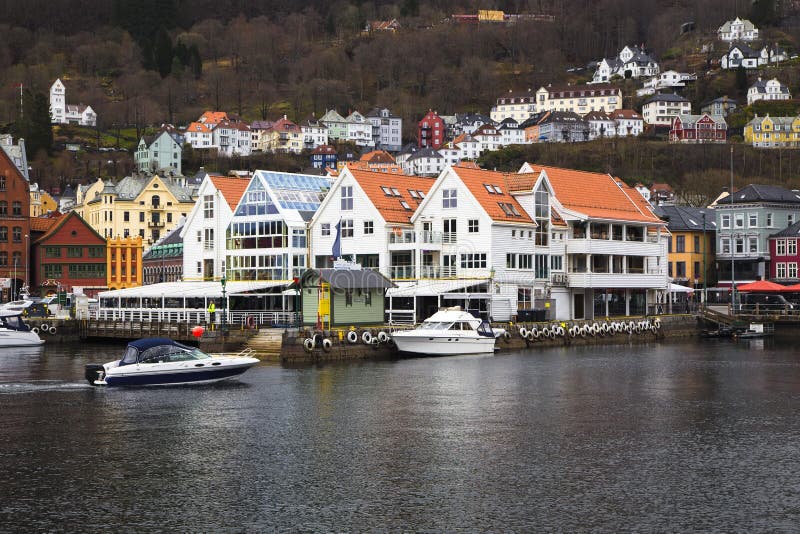 518 Bergen House Norway Old Waterfront Stock Photos - Free & Royalty ...