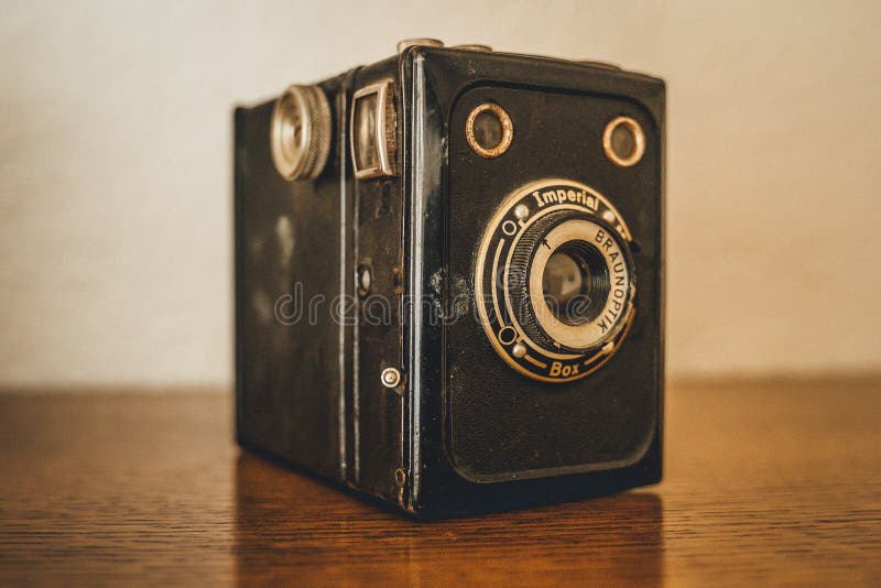Old Camera on Table editorial photography. Image of abstract - 142770747