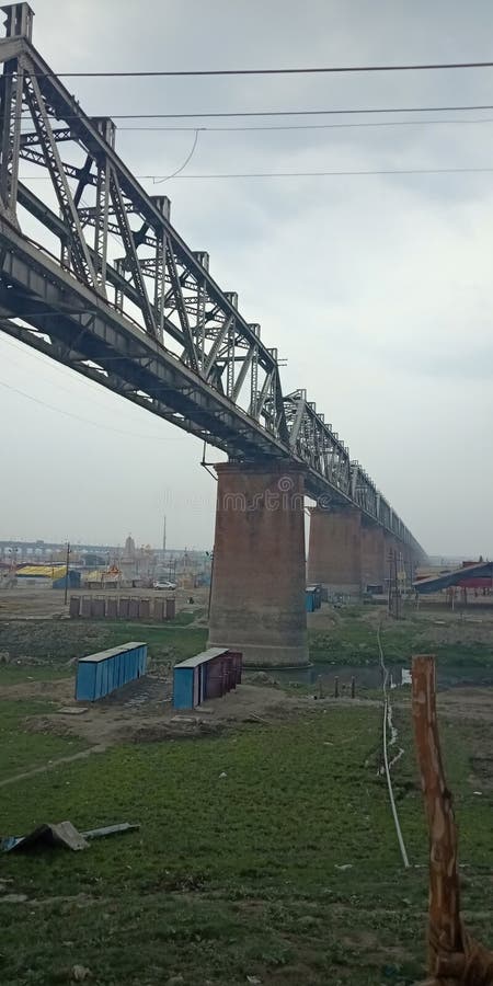 Old Indian Railway Bridge stock photo. Image of railway - 139709522