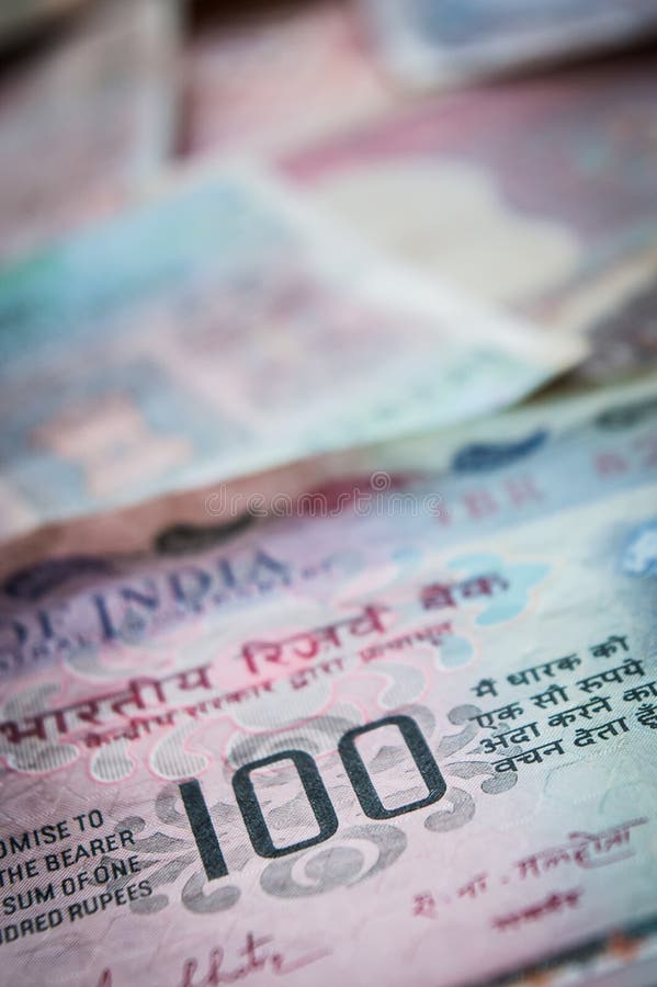 Old 5 Rupees Note Used by Indians during 20 Centuary Stock Photo ...