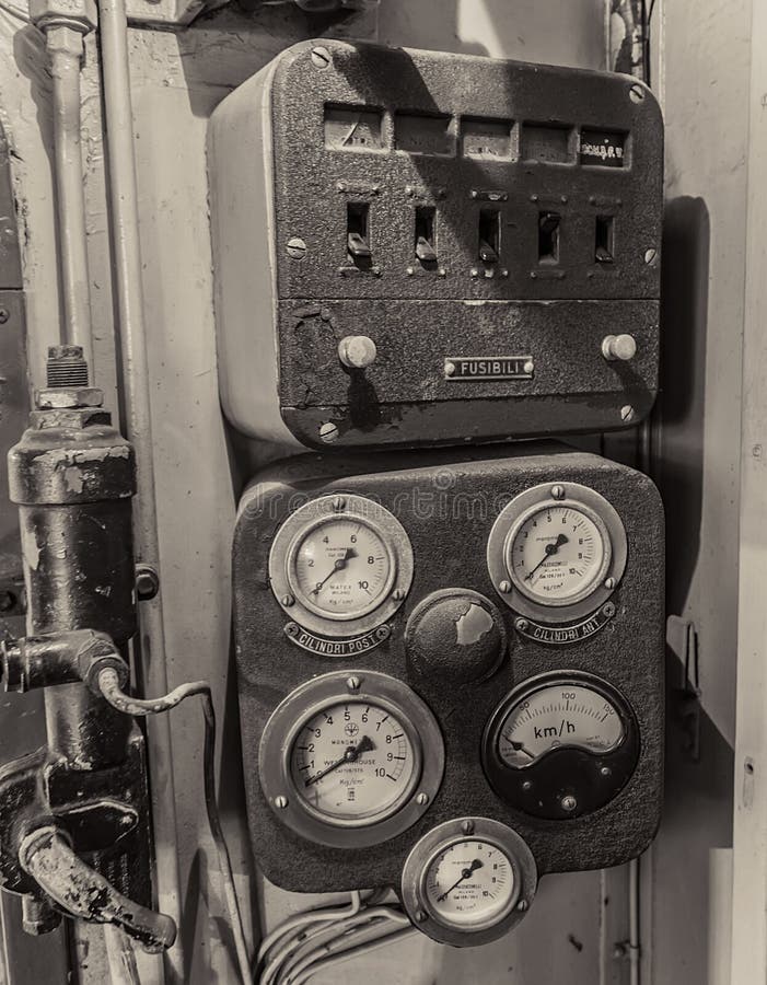 Old instrumentation 60s editorial stock image. Image of ancient - 116980199