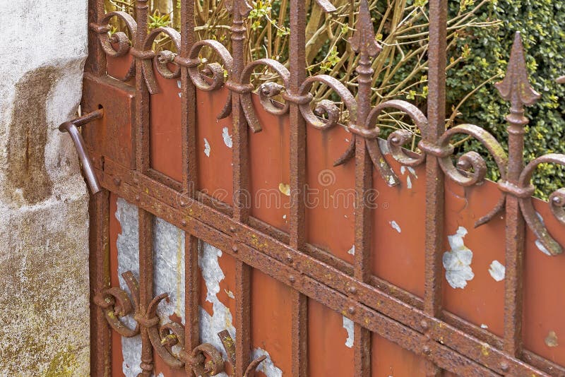 Old iron rusty gate stock photo. Image of cemetery, rust - 115639682