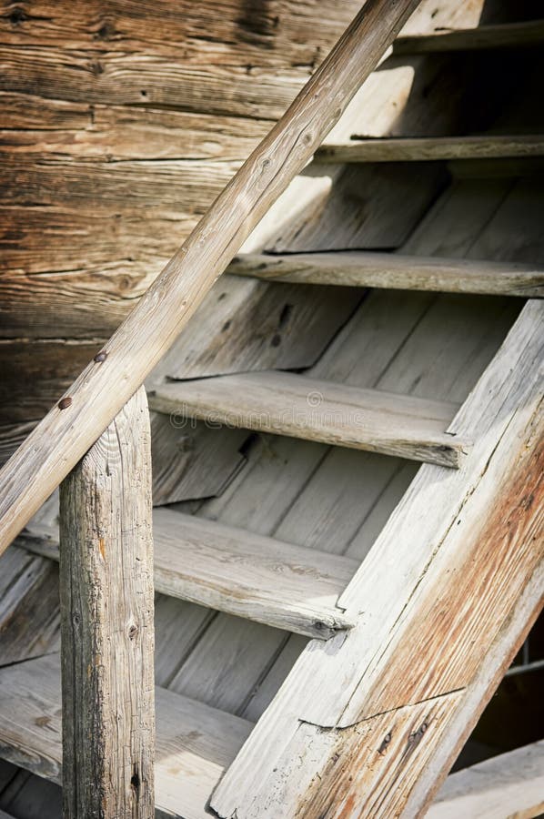 Old ladder stock image. Image of brown, sunlight, step - 35236887