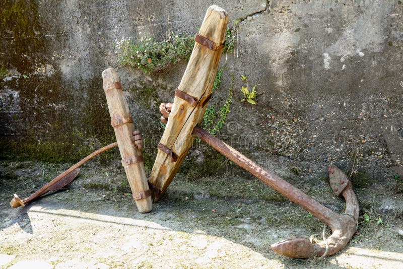 Old Large Sailing Ship Anchor Stock Photo - Image of mounted, sailors ...