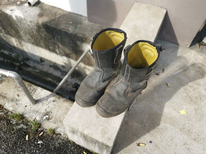 Old Leather Boot Drying on the Concrete Lap. Stock Image - Image of ...