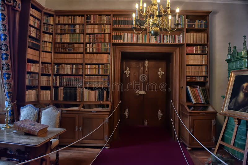 Old library in the castle editorial photo. Image of exclusive - 68311231