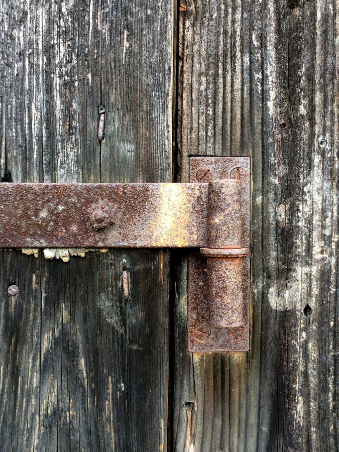 2,070 Old Barn Door Metal Lock Photos - Free & Royalty-Free Stock ...