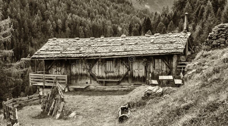 Old log cabin stock image. Image of stable, nature, cabin - 65081877