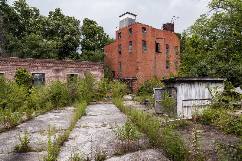 Old Louis Hunter Distillery - Lair, Kentucky Stock Photo - Image of ...