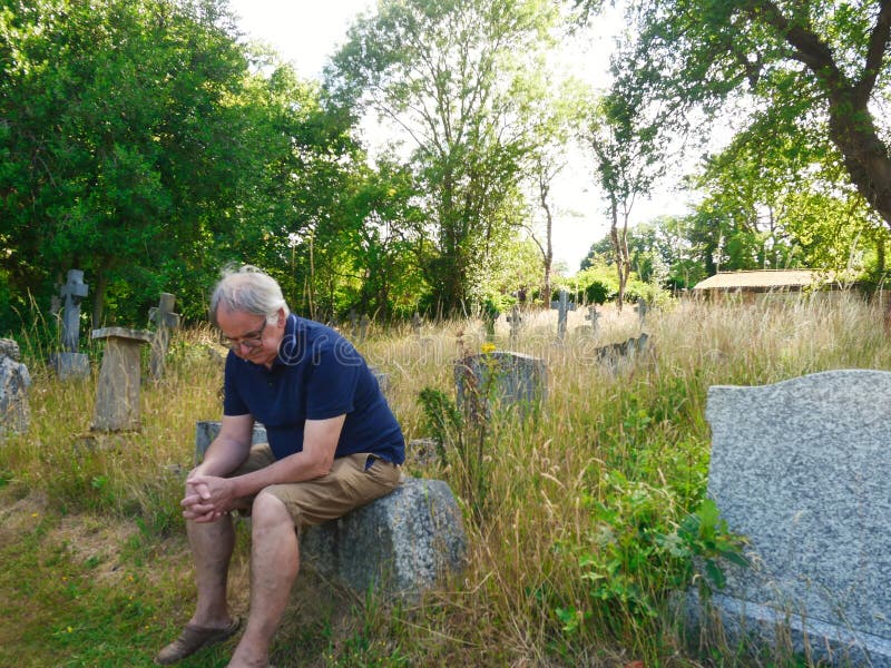 Old M,an Grieving at a Graveside Stock Photo - Image of citizen ...