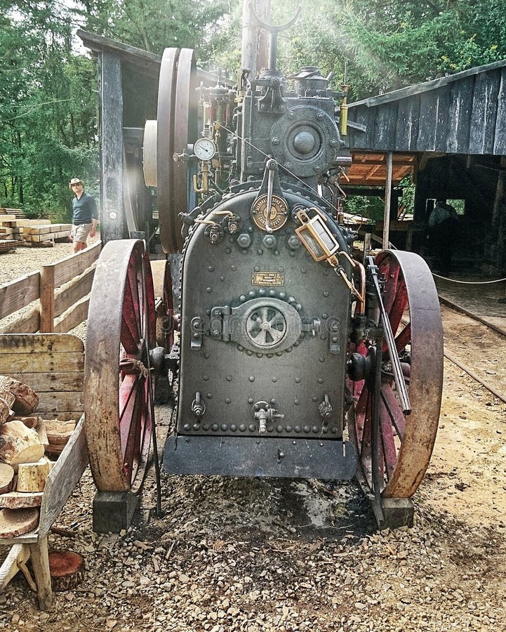 Old machine editorial photo. Image of machinery, steam - 128505426
