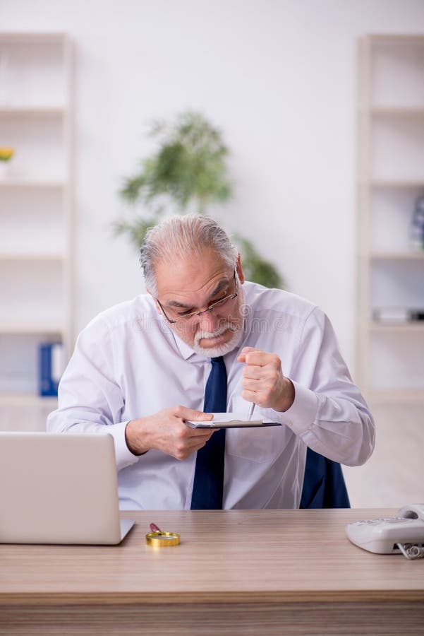 Old Male Boss Working at Workplace Stock Photo - Image of accountant ...
