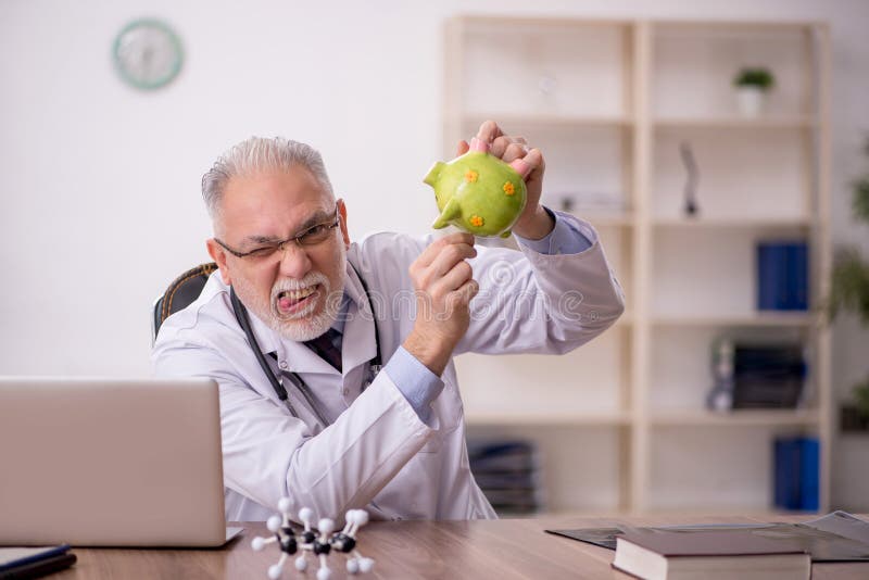 Old Male Doctor in Planning Retirement Concept Stock Image - Image of ...