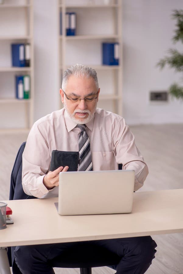 Old Male Employee in Planning Retirement Concept Stock Image - Image of ...