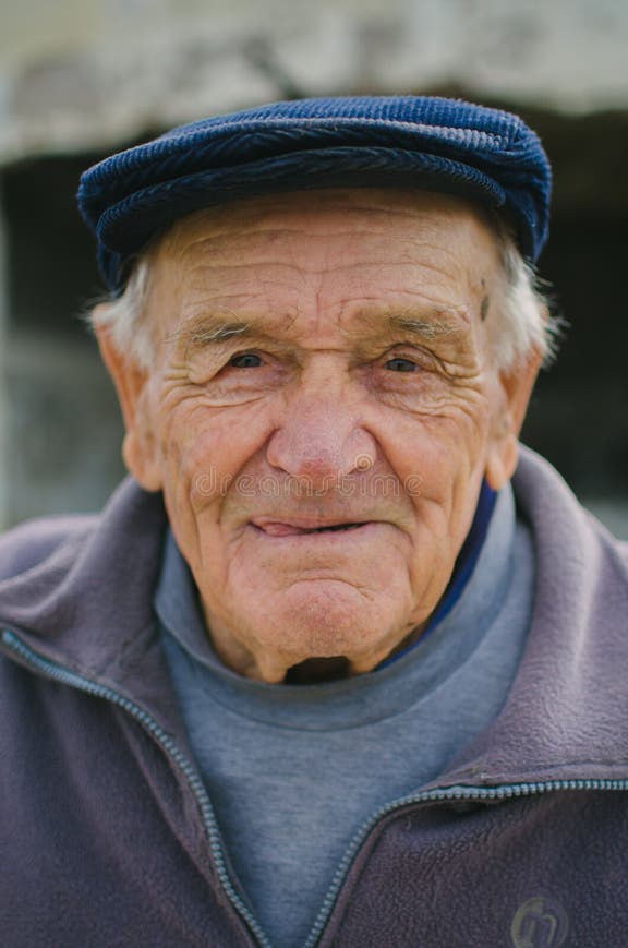 Old Man Called Pablo Portrait Editorial Photo - Image of bubble ...