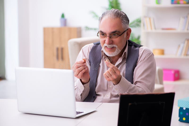 Old Man Doing Marriage Proposal Via Internet Stock Image - Image of ...