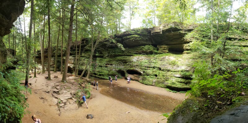 Old Man S Cave in Summer, Hocking Hills State Park, Ohio Editorial ...
