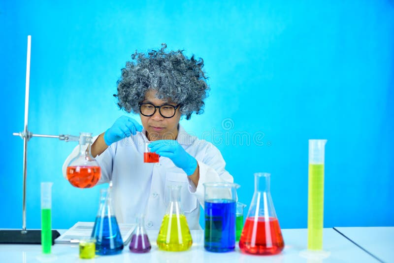 Old Man Scientist In Research Laboratory Stock Photo - Image of ...