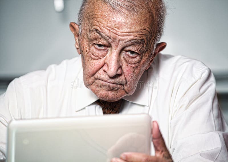 Old man use pc stock photo. Image of male, laptop, caucasoan - 16649102