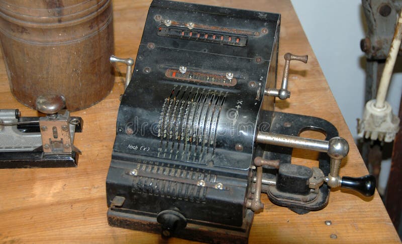 Old Mechanical Calculating Machine Editorial Photography - Image of ...