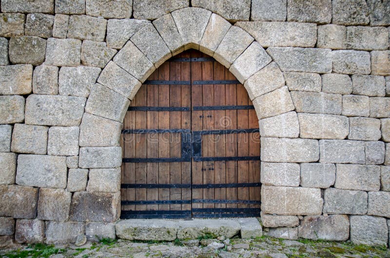 300+ Medieval castle gate Free Stock Photos - StockFreeImages