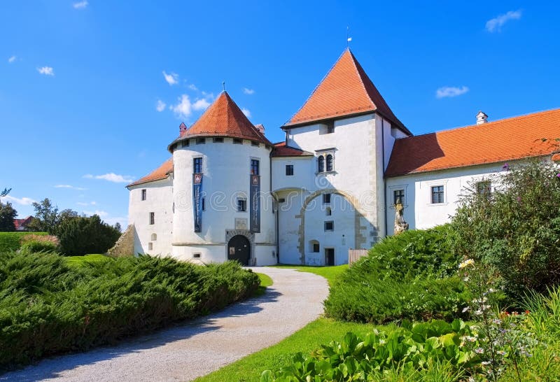 Old Medieval Castle in Varazdin Stock Photo - Image of wall, white ...