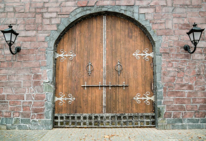 Old medieval wooden gate stock photo. Image of decoration - 133895590