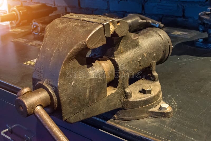 Old Metal Vise on the Table Tool. Stock Image - Image of rusty, factory ...