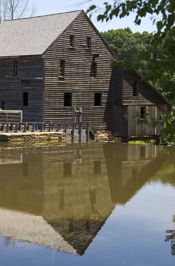 Old Mill House stock image. Image of mill, farm, reflection - 11056999