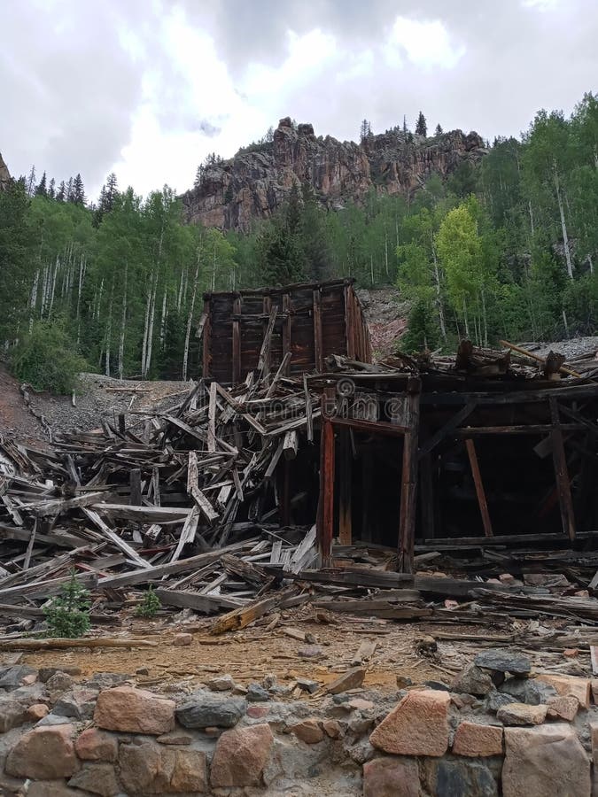 Old mine shack stock image. Image of mountains, shack - 208877865