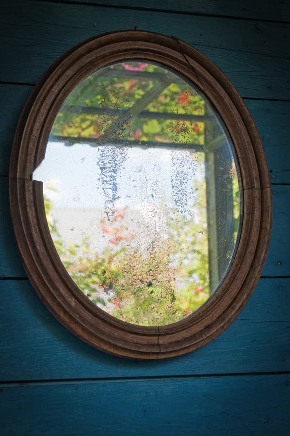 Old mirror stock photo. Image of wooden, broken, glass - 31469374