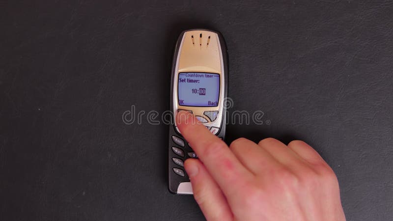 Old Mobile Phone Countdown Timer 10 Minutes Stock Video - Video of cell ...