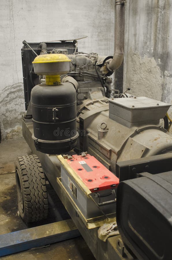 Old Mobile Power Generator Power Plant Stock Photos - Free & Royalty ...