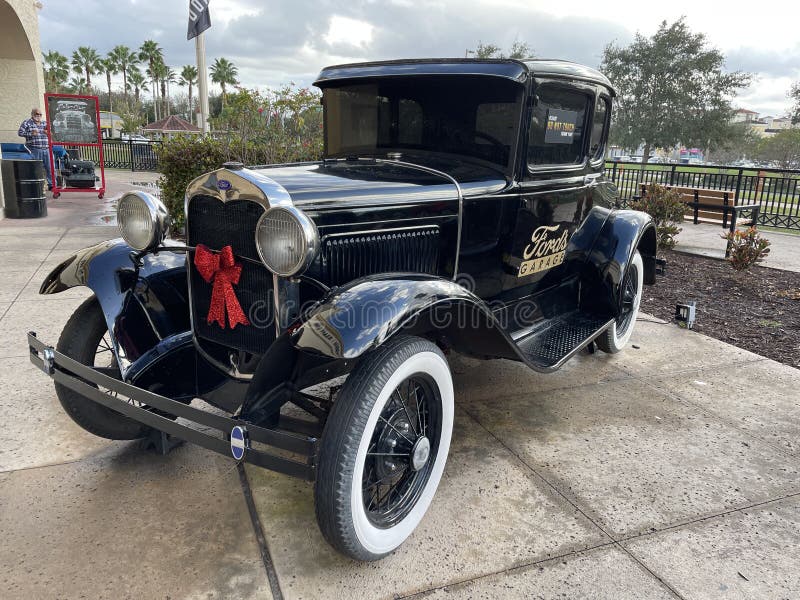 Old Model Ford, Outside Ford`s Garage Restaurant in Orlando, Florida ...