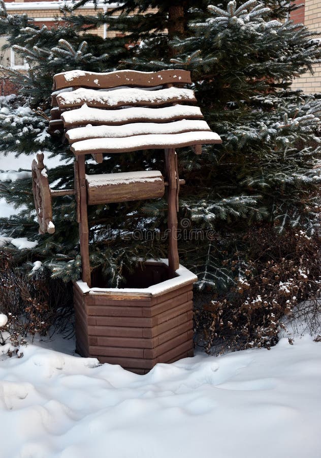 Model of Wooden Well Outdoor Stock Image - Image of tree, cabin: 241268949