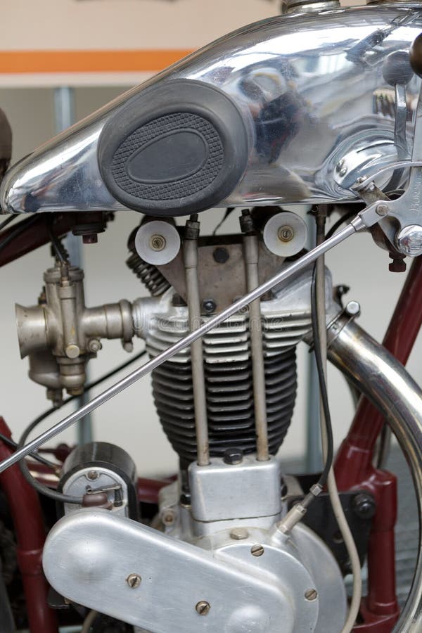 Old motorcycle engine editorial image. Image of carburetor - 102101535