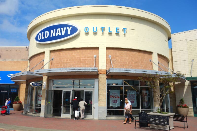 Old Navy Outlet Retail Store Sign Editorial Image - Image of glow ...
